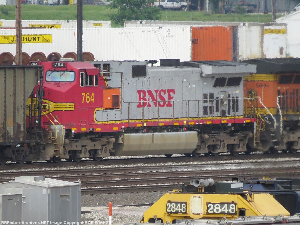 BNSF 764